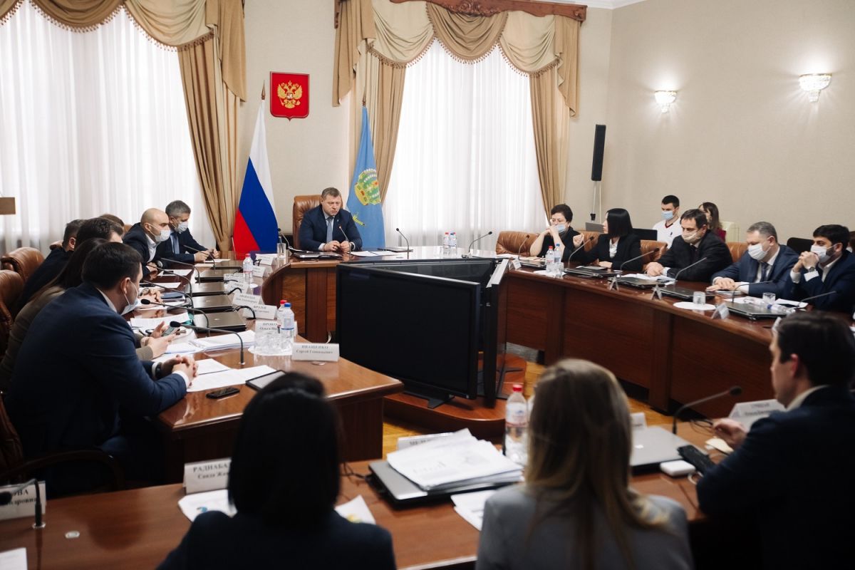 Meeting with the governor of the Astrakhan region, press briefing for ...